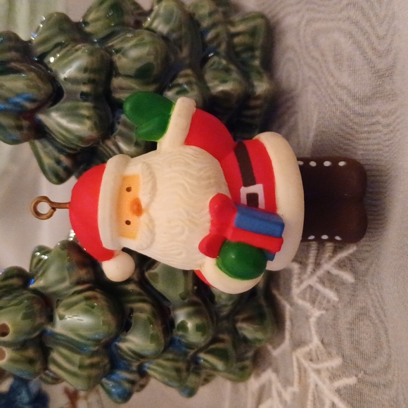 Hallmark | Holiday | Vintage Hallmark Santa 979 | Poshmark